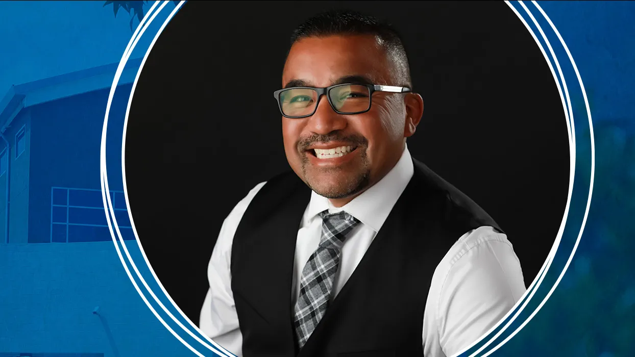 Alumni Hall of Fame: Juan Carlos Luna to receive Paw Prints Award ... Alumni Hall of Fame: Juan Carlos Luna to receive Paw Prints Award ...